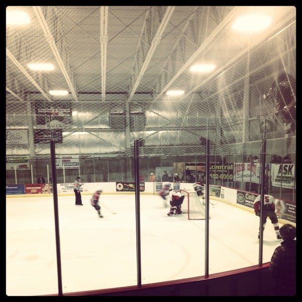 Maysa Arena - 2501 Burdick Expy