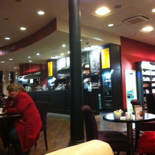 Waterstones - Bookstore in Manchester