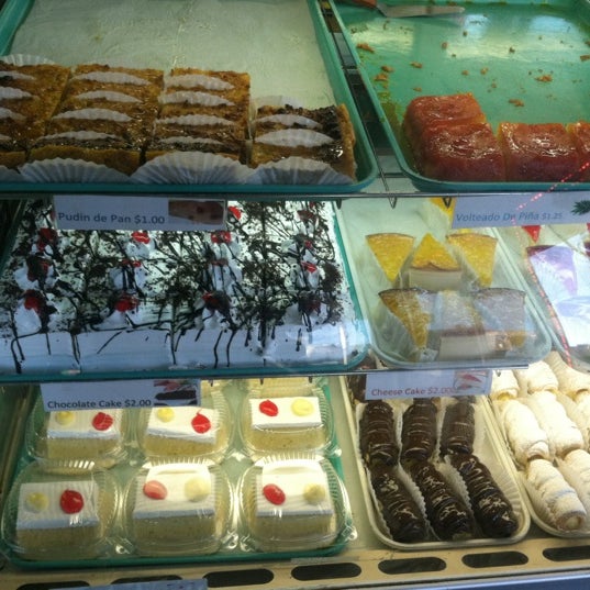 Dyckman Bakery Dominicano - Bakery in Fort George