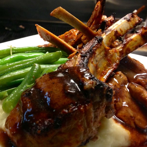 Darfons Restaurant & Lounge - 51 tips