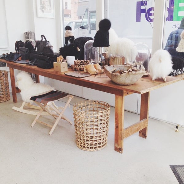 Clic Gallery + Bookstore - Art Gallery in New York