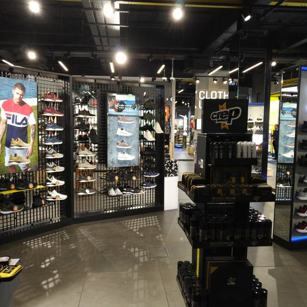 JD Sports - Sporting Goods Shop in London