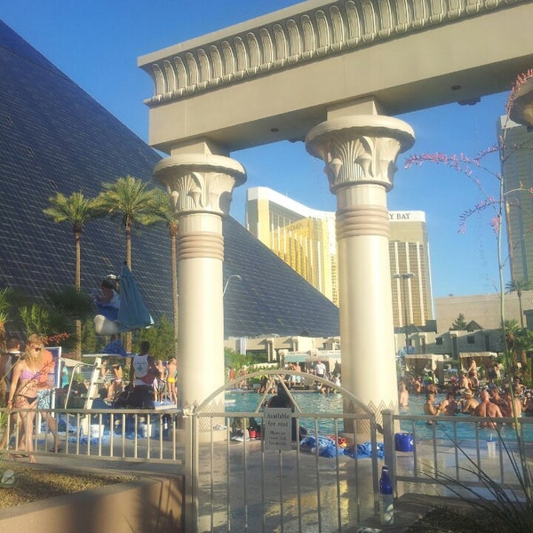 Photos at Luxor Oasis Pool Bar - Hotel Bar in The Strip