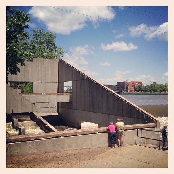 Fish Ladder Park - 560 Front Ave. NW