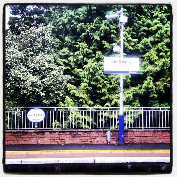 Linlithgow Railway Station (LIN) - Station Rd