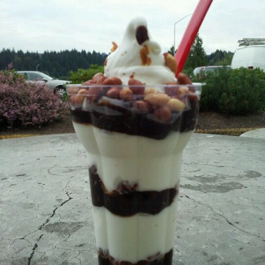 Dairy Queen - Ice Cream Shop