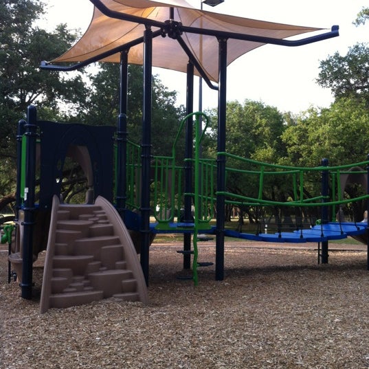 Elizabeth Milburn Park - 1901 Sun Chase Blvd.