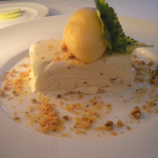 Bishop's Restaurant - Restaurant in Vancouver