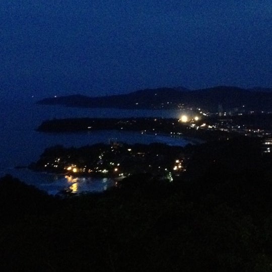 จุดชมวิวกะรน (Karon View Point) - Scenic Lookout