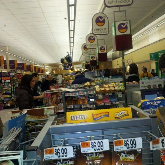 Super Stop & Shop - 259 Main St