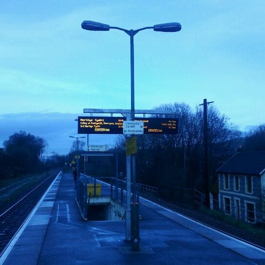 Treforest Estate Railway Station (TRE) - 3 tips from 115 visitors