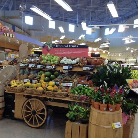 Sweetbay Supermarket (Now Closed) - Grocery Store in West Meadows