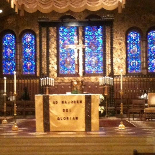 Gesu Catholic School - Church in University District