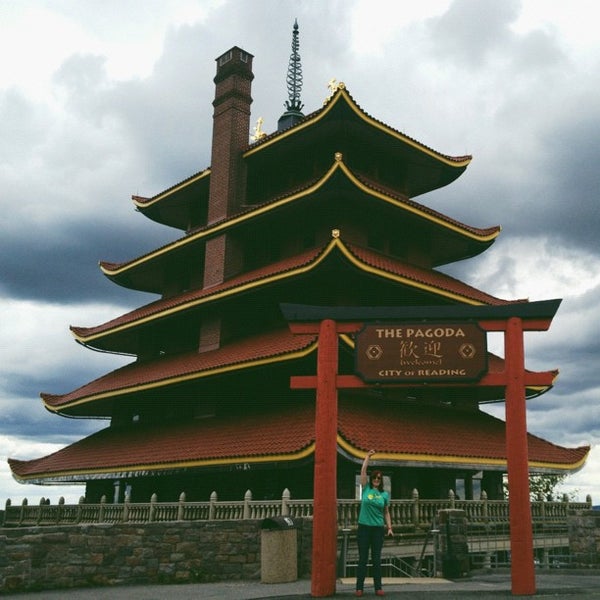 Pagoda - Scenic Lookout in Reading