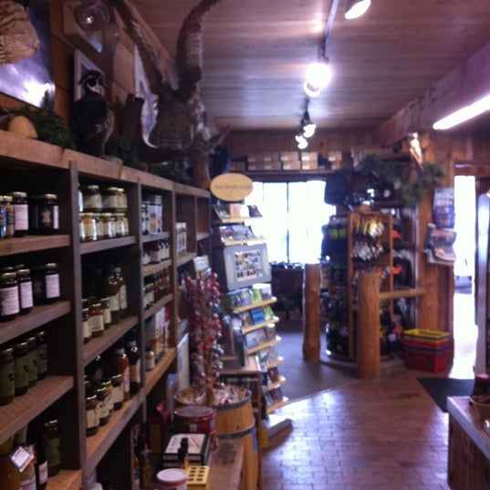Lake Superior Trading Post - 2 tips from 646 visitors