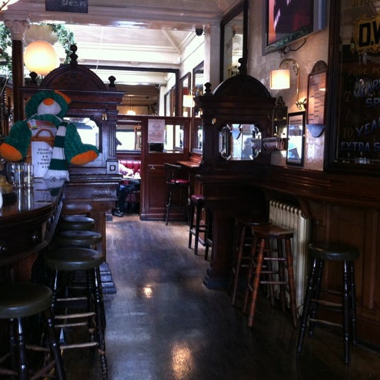 Ryan's - Bar in Arbour Hill
