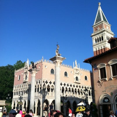 Italy Pavilion - Theme Park Ride / Attraction in Walt Disney World Resort