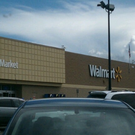 Walmart Supercenter - Big Box Store