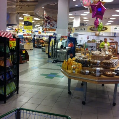 Star Market - Grocery Store