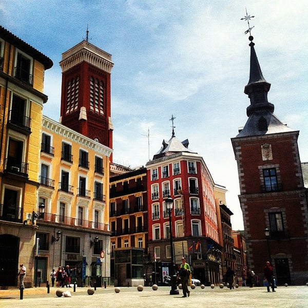Plaza Santa Cruz - Sol - Pl. Santa Cruz