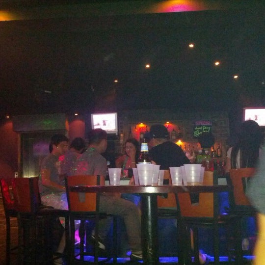 California Red - Karaoke Bar in Flushing