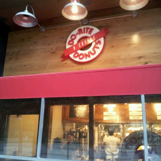 Do-Rite Donuts & Coffee - The Loop - 107 tips