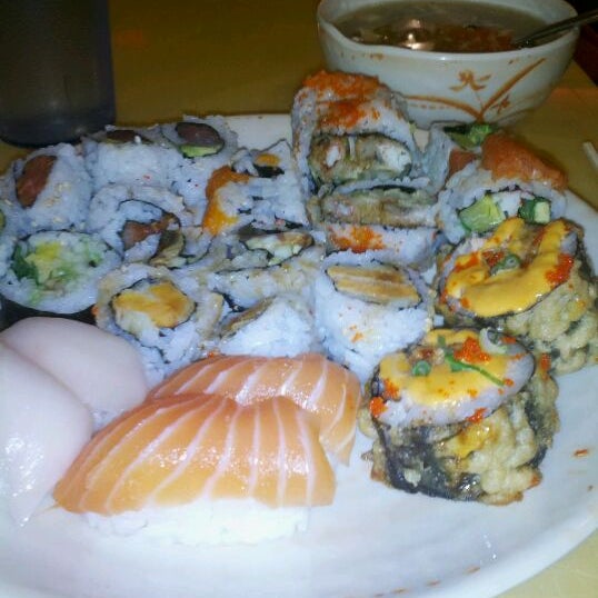 Makkoli Seafood Buffet - Sushi Restaurant