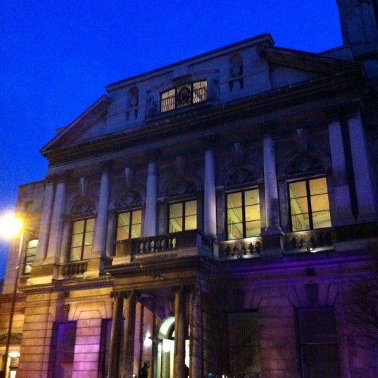 Shoreditch Town Hall - Shoreditch - Shoreditch, Greater London