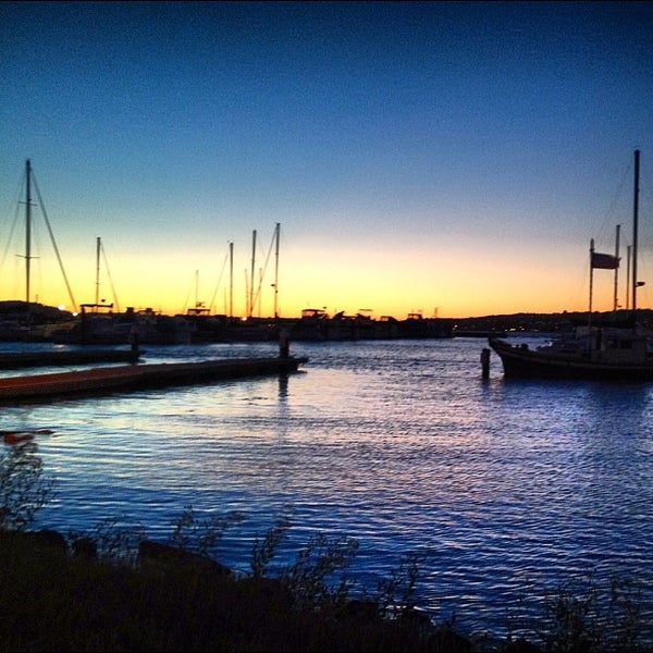 Martinez Marina - 6 tips from 411 visitors