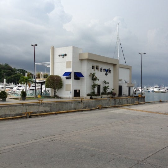 Restaurante El Muelle - Isla Flamenco