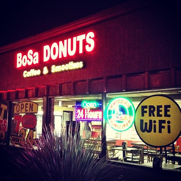 Bosa Donuts - Donut Shop in Mesa