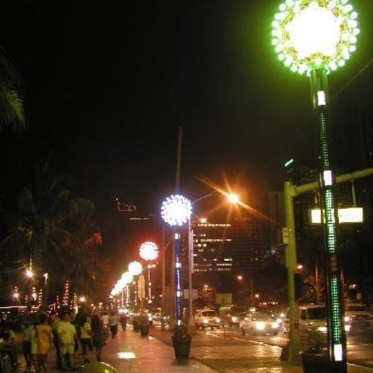 Baywalk - Scenic Lookout in Manila