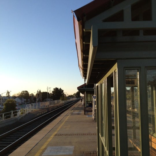 Belmont Caltrain Station - Belmont, CA