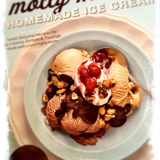 Molly Moon's Ice Cream - Lower Queen Anne - 34 tips from 2135 visitors