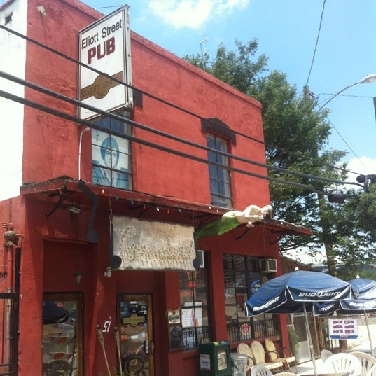 Elliott Street Deli & Pub - Dive Bar in Castleberry Hill