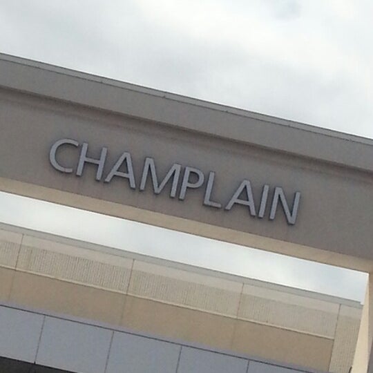 Champlain Place - 477 Paul St.