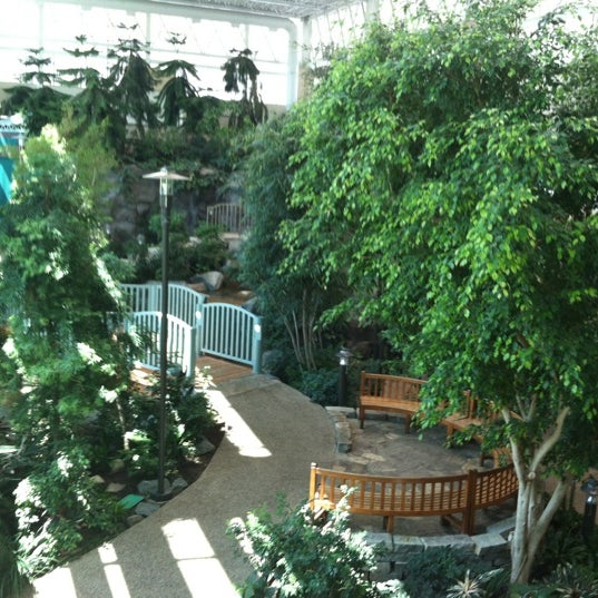 Woodbury Public Library - 4 tips from 403 visitors
