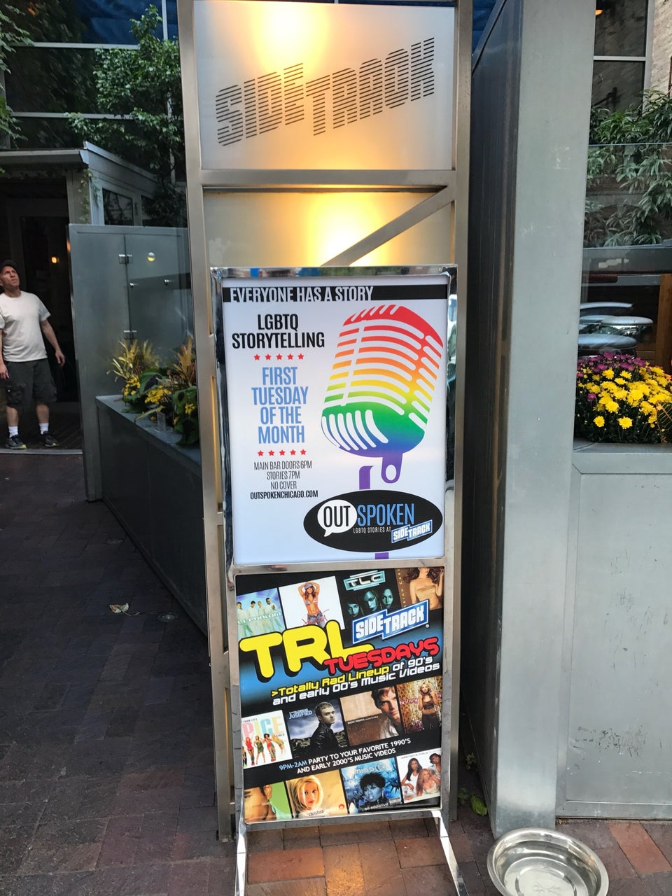 Sidetrack Photos - GayCities Chicago